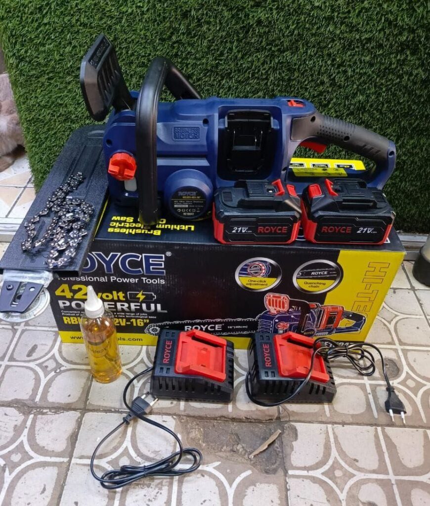 Royce 42V cordless chain saw kit. - Wima Power Tools